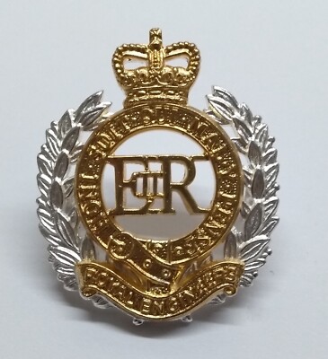 RE Hat Badge Army Officers Insignia British Engineers Dress Uniform NSN ...