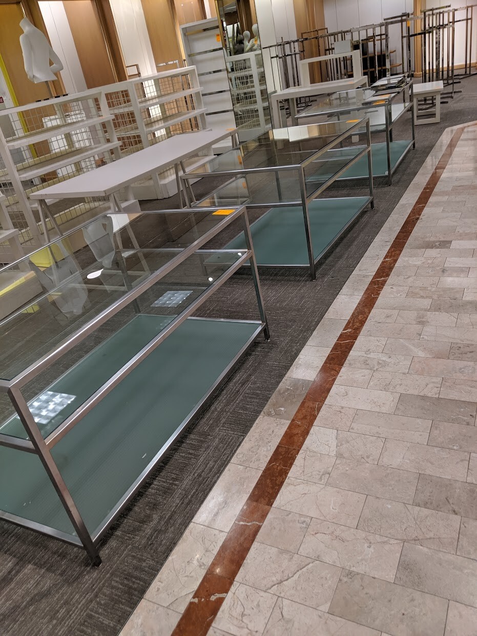 Retail Store Fixture Merchandise Display Glass Table w Shelves 5' x 3 ...