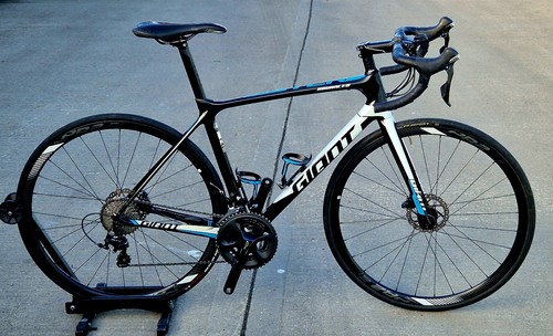 Giant TCR Advanced 2 Disc Medium Carbon Road Bike | eBay UK