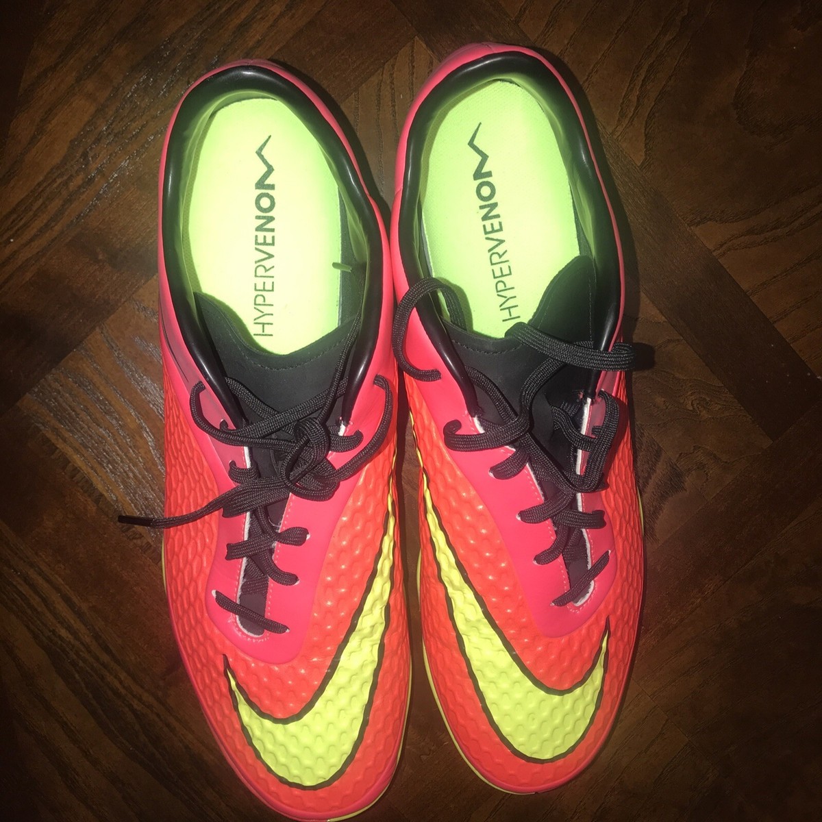 Nike Hypervenom Futsal Pink