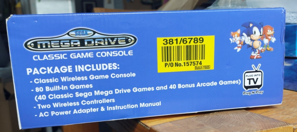 Sega Mega Drive Collectors Edition 80 Built In Games. Incl 2 Wireless ...