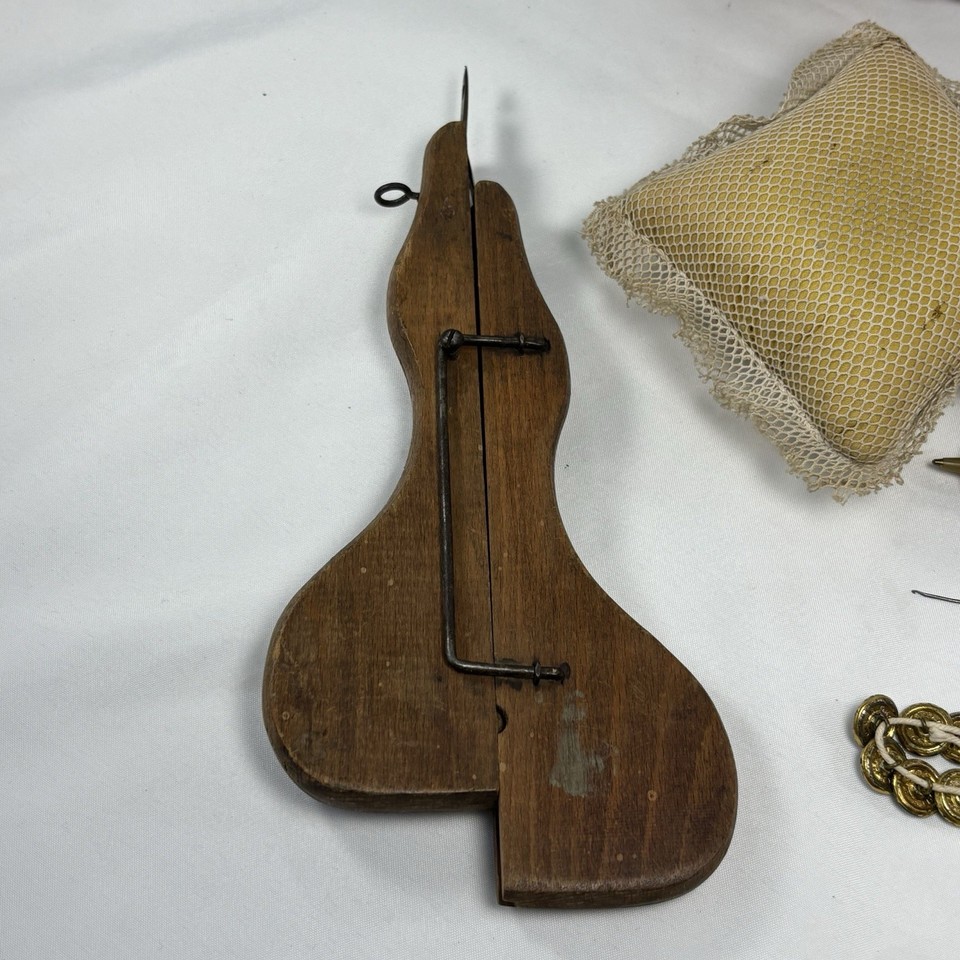 Lot Vintage Sewing Tools Bobbins Pin Cushions Buttons Thread Ad Card ...