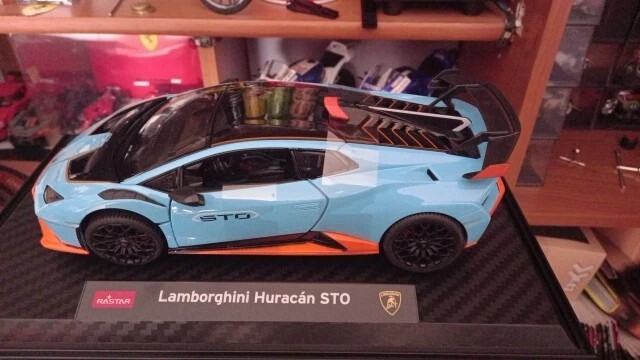 1/18 Huracan STO Sports Supercar Toy Children Gift Vehicle Free ...