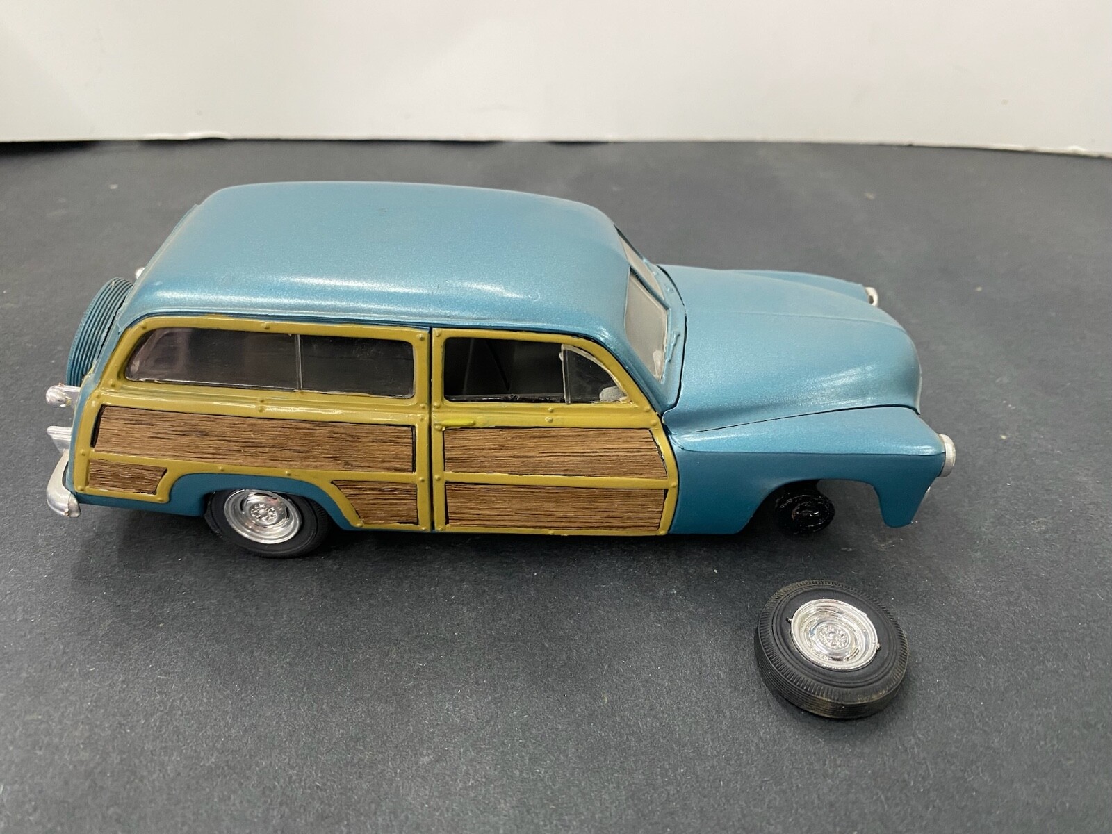B19 Aurora 1951 Mercury Woody Mod Squad BUILT MODel car 1/25 McM | eBay