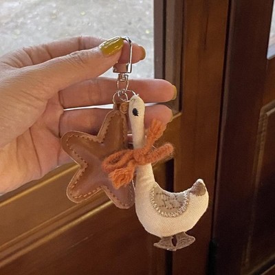 Autumn And Winter Creative Five-pointed Star Duck Fabric Keychain ...
