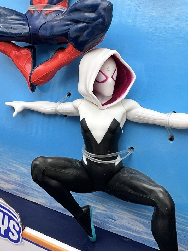 Marvel Spiderman Miles Morales Spider Gwen Swimways Dive Characters ...