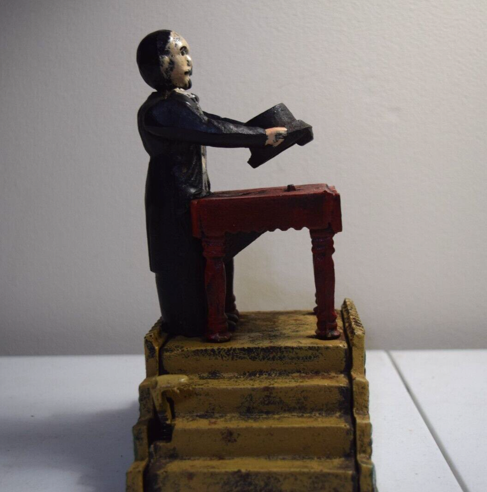 Cast Iron "MAGICIAN BANK" Mechanical Bank Antique, hat trick coin bank ...