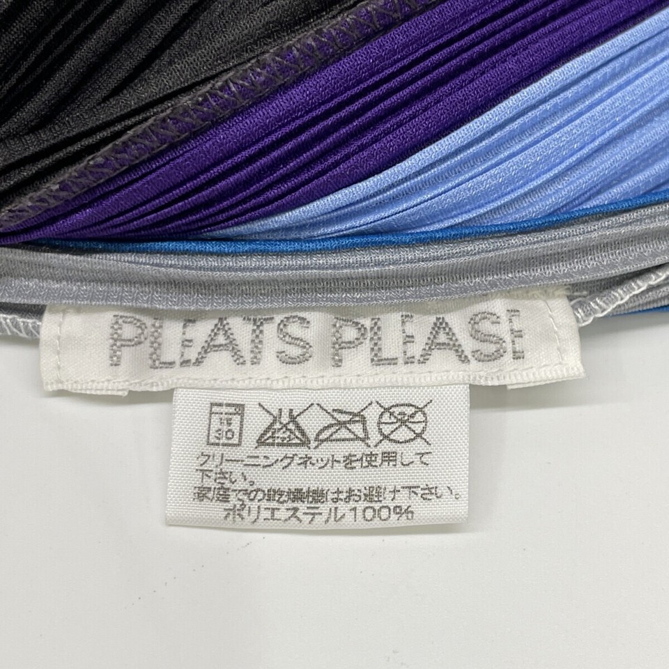 PLEATS PLEASE Pleats Please PP23 JJ681 Dark Brown Blue Purple V Neck ...