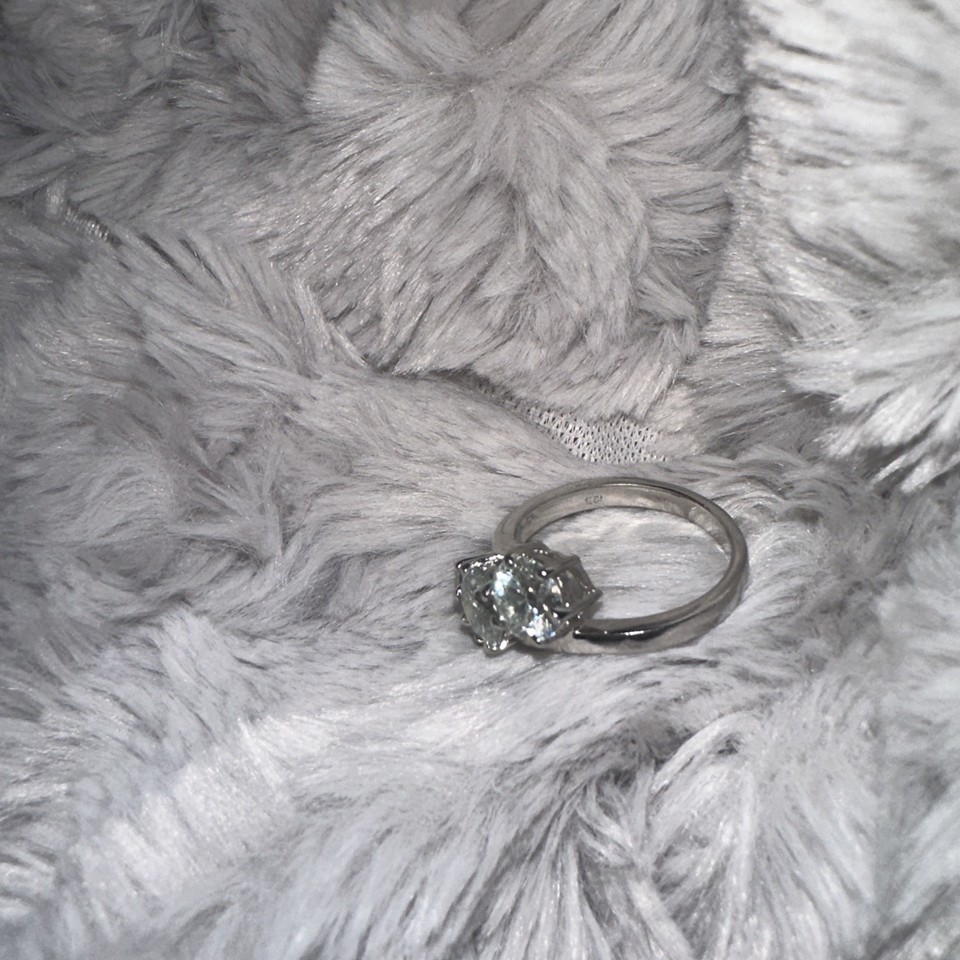 3 Stone 3.14Ct Vvs1 Blue White Round Moissanite Diamond Engagement ...