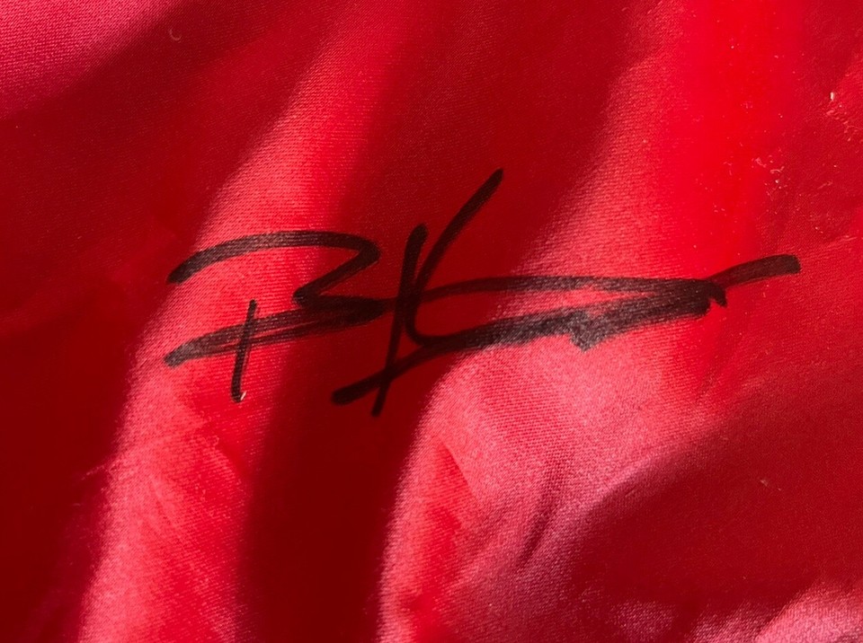 Oscar de La Hoya Bernard Hopkins Signed Autograph 2011 Boxing Trunks ...