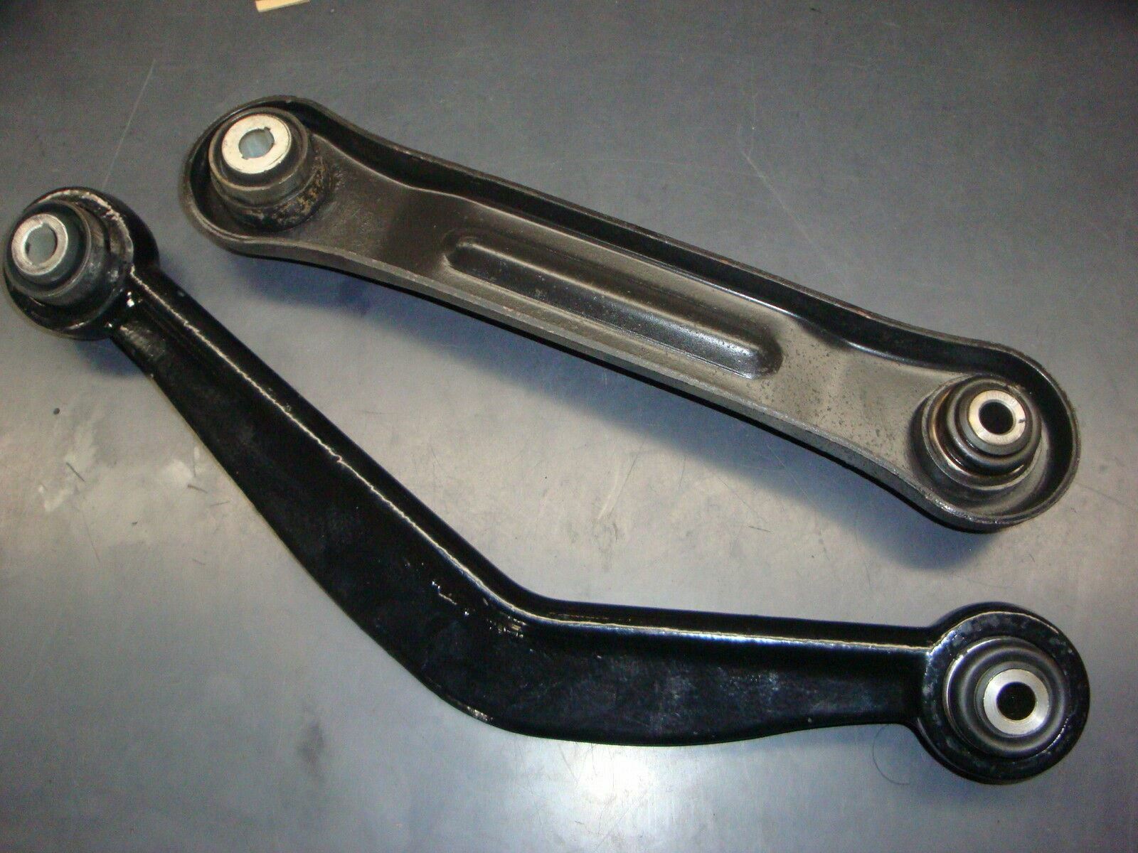 FALCON BA BF FG XR6 TURBO XR8 REAR CONTROL ARM BUSHES NEW GENUINE FORD ...