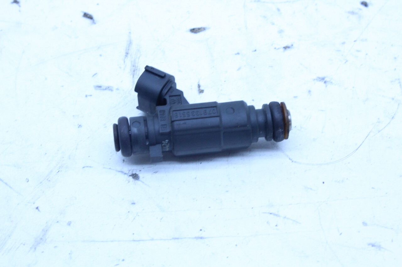 Audi A6 A8 S4 4.2 Fuel Injector 079133551B | eBay