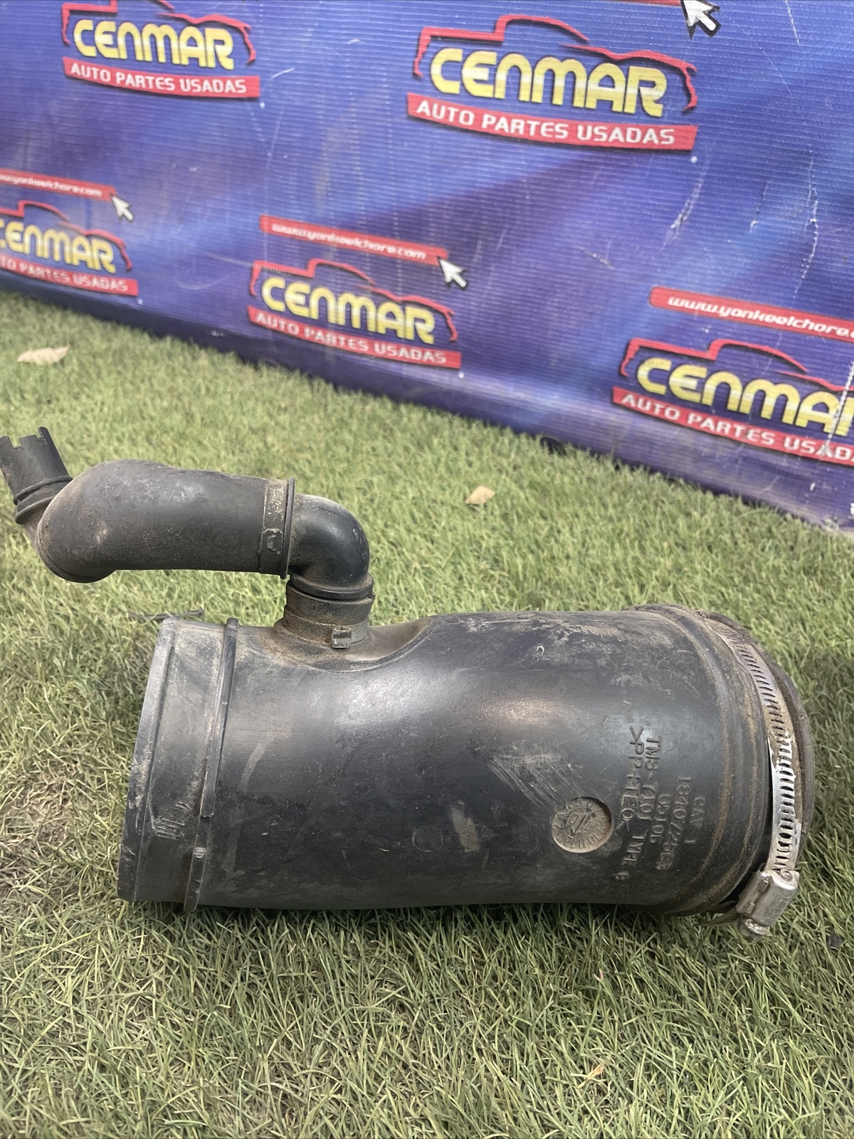 Genuine Ford 2003 F250 Super Duty Air Cleaner to Turbo Inlet Tube 6.0 ...