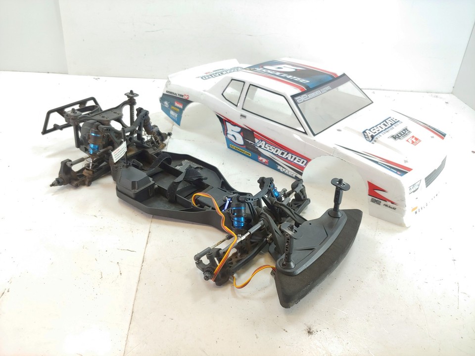 Team Associated SR10 1/10 2wd Original Dirt Oval Roller Slider w/ Body ...