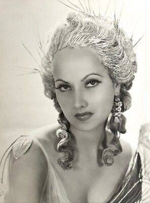 MERLE OBERON Oversized Incredible Portrait For The Scarlet Pimpernel ...