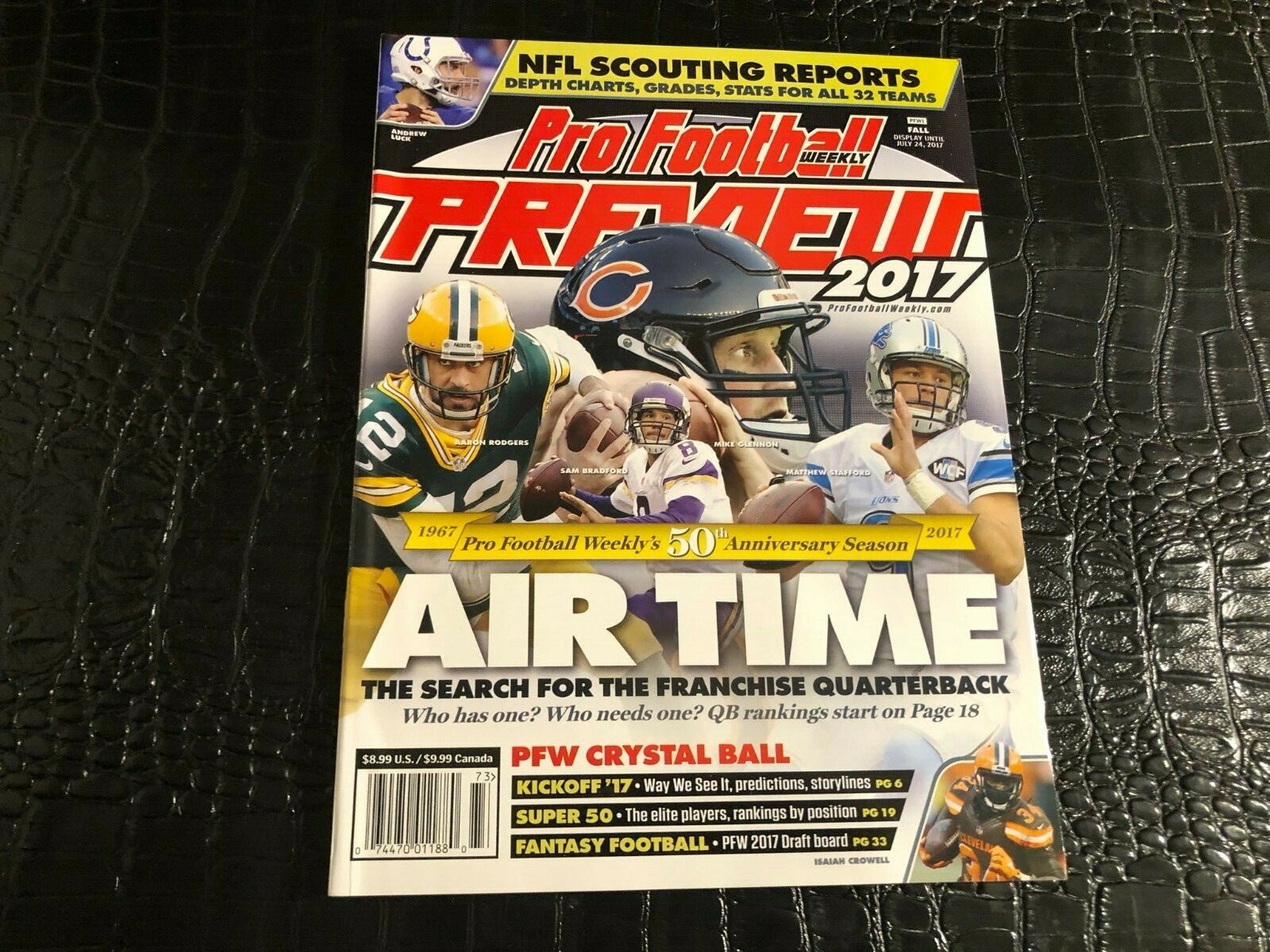 2017 PRO FOOTBALL WEEKLY magazine (UNREAD) PACKERS - AARON RODGERS | eBay