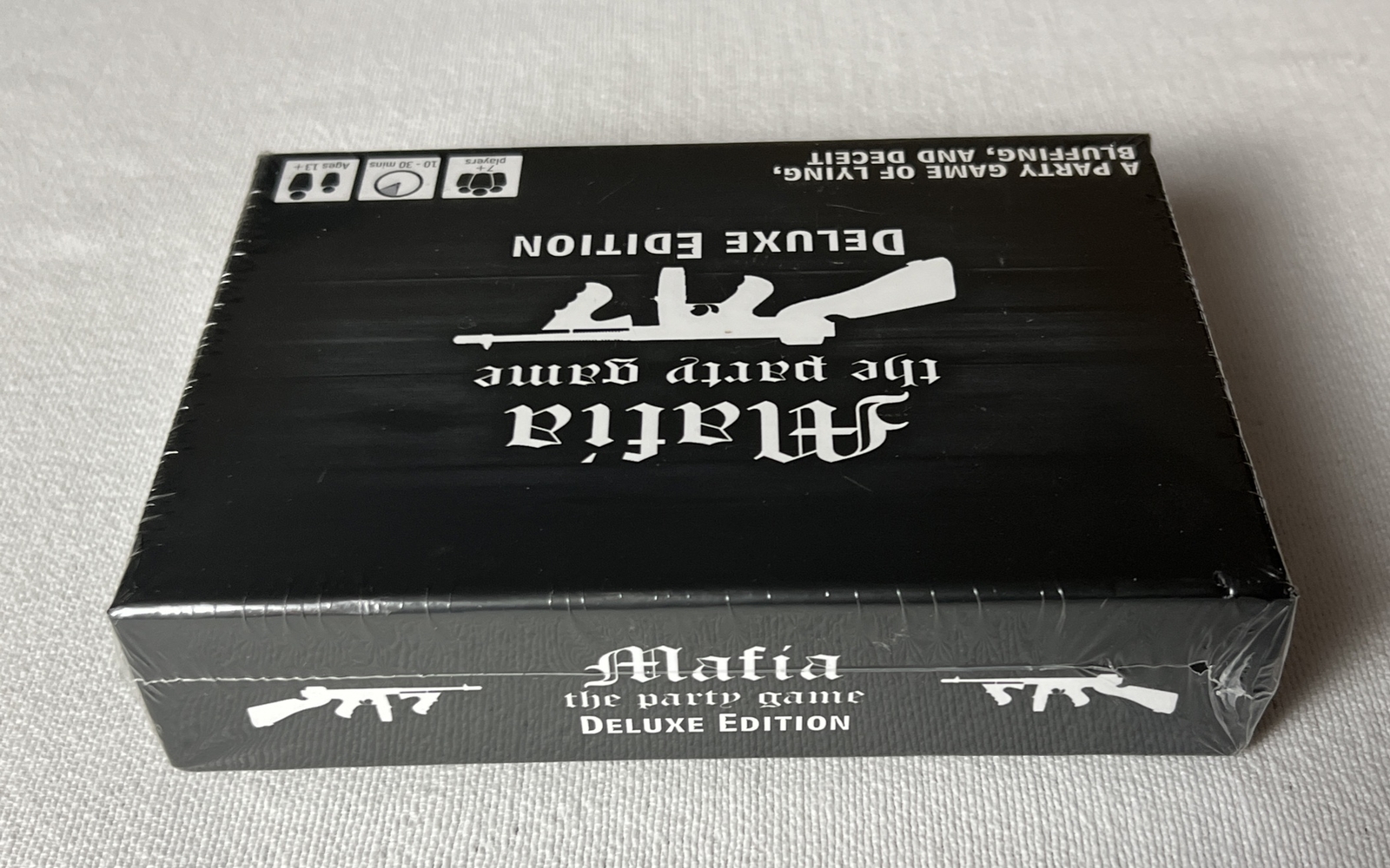 Mafia The Party Game Deluxe Edition 47 Unique Roles on 84 Role Cards 6. ...