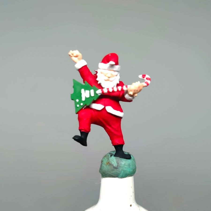 Santa Rocker with Guitar Christmas HO 1/87 1/64 miniature figure not ...
