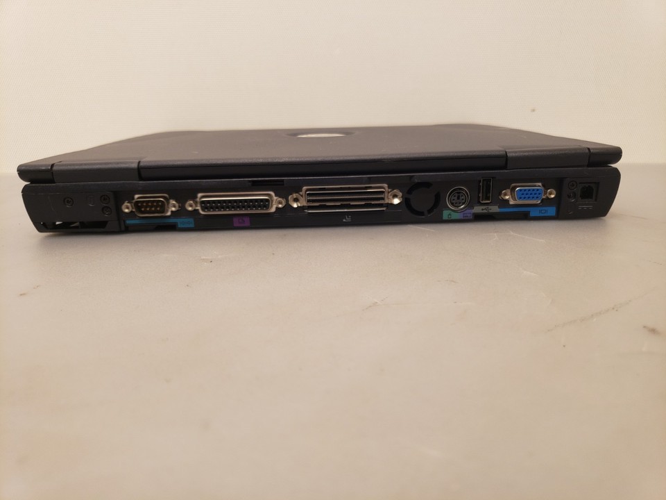 Vintage Dell Latitude C640 Laptop Windows 2000 PIV 1.7 GHz. Serial 30GB ...