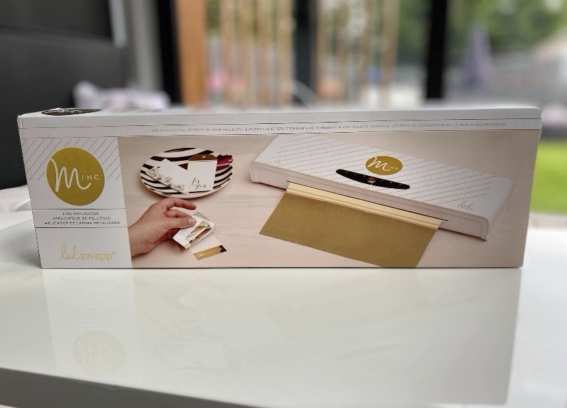Brand New Heidi Swapp Minc Machine, 12 inch Foiling Machine with UK ...