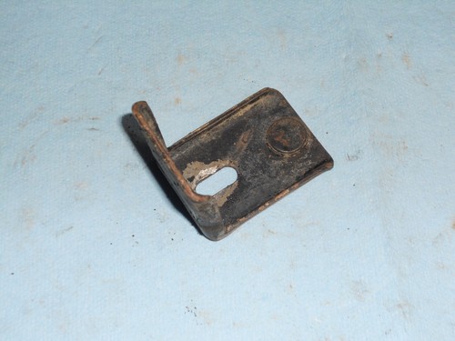 MTD Wizard 8hp 34 Inch Lawn Tractor Mower Deck Drive Belt Keeper 12160 ...