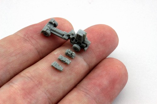 Orange hobby N07-140 1/700 scale USS Midway CV-41 (Gulf War 1991)model ...