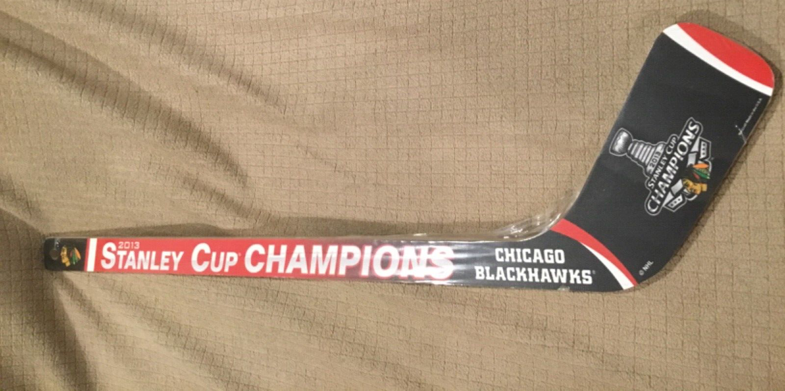 Chicago Blackhawks 2013 Stanley Cup Champions Mini Stick Sealed in ...