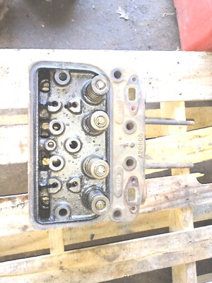 Tractor Parts - Tractor Cylinder Head