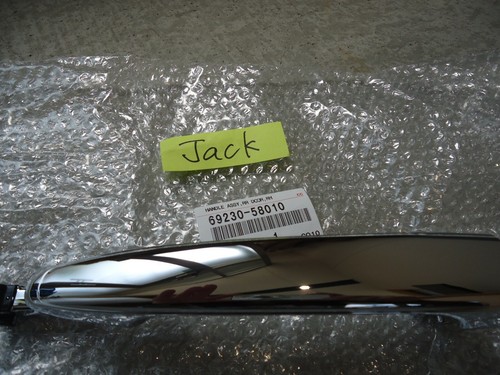 Toyota Genuine OEM HANDLE ASSY, FRONT DOOR OUTSIDE, RH/LH 69230-58010 ...