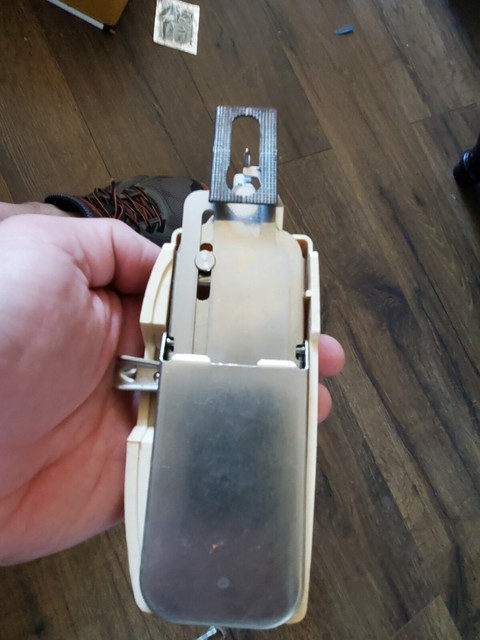 Vintage SINGER Buttonholer 4561 Automatic Buttonhole Stitch Attachment ...