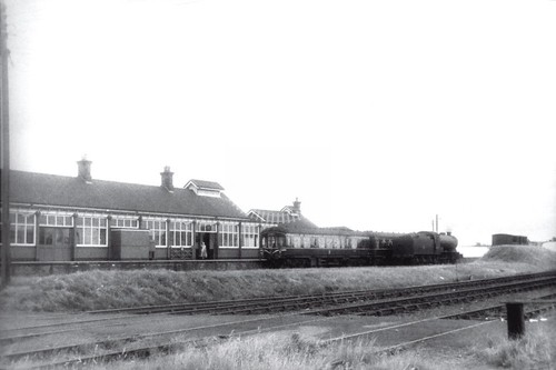 PHOTO BR British Railways Station Scene - SILLOTH 1959 | eBay
