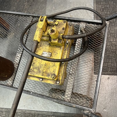 ENERPAC P462 HYDRAULIC HAND PUMP/JACK | eBay