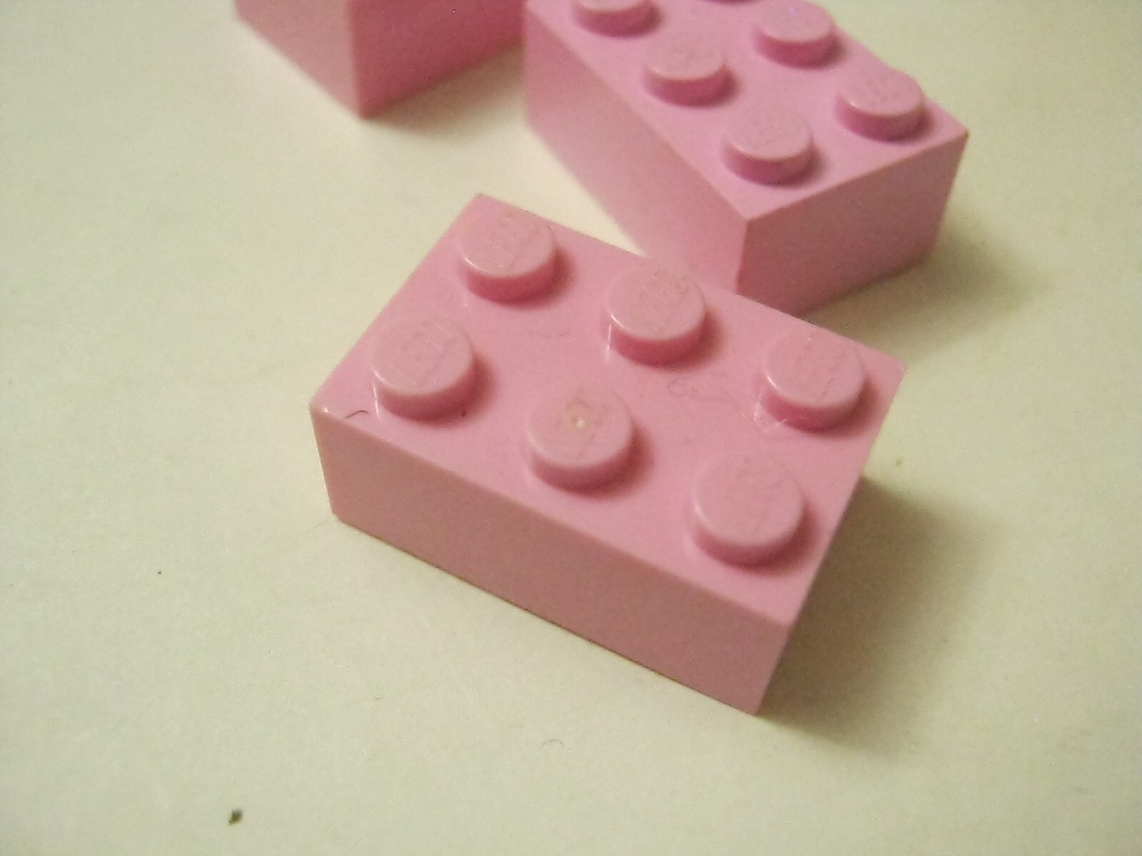 Lego Lot Of 4 Light Pink 2x3 Bricks, 3002 (028-374) | eBay