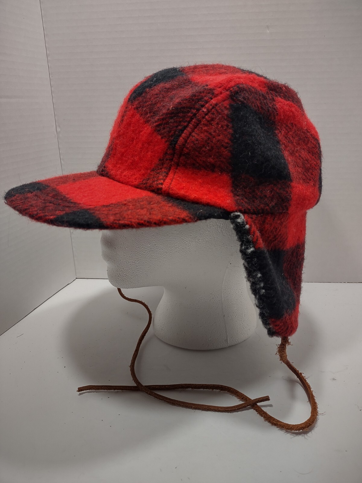 Lake Of The Isle Mens Size L Red Wool Blend Cap Plaid Ear Flaps Hunting ...
