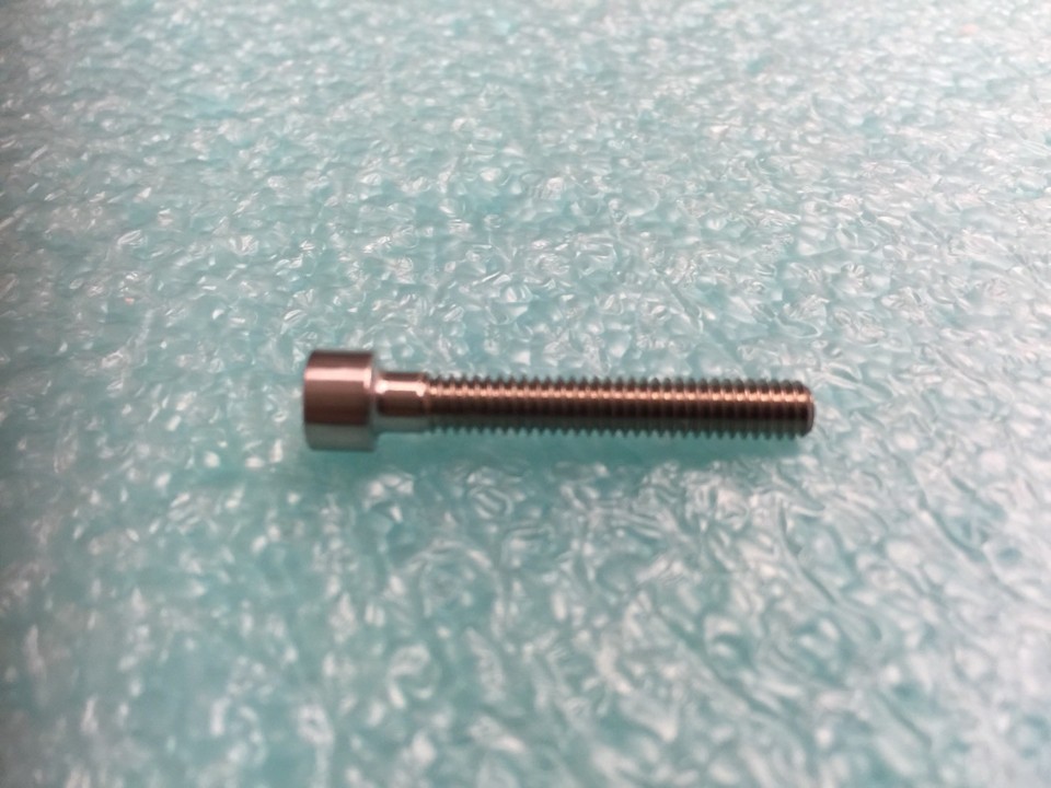 0021-04229 SCR CAP SKT HD 8-32 X 1-1/8L HEX SKT NIT, lot of 20 | eBay