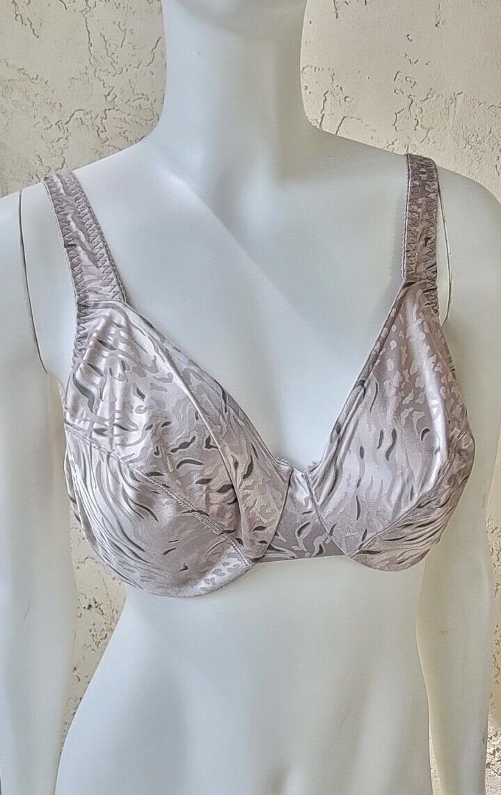 Vtg Vassarette Bra Second Skin Wet Look Satin 75 144… Gem