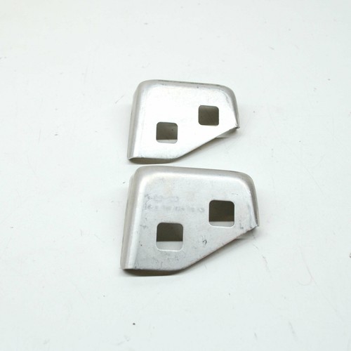 NEW MB GLC COUPE C253 FRONT RIGHT HEADLIGHT BOTTOM HOLDER A2136202900 ...