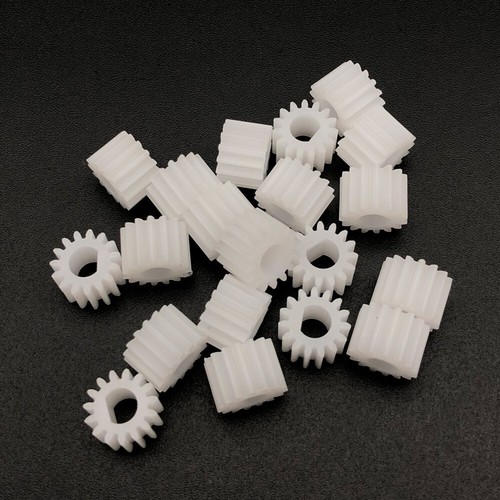 20Pcs 0.5M 15T Plastic Spindle Spur Gear D-Shaft Bore Hole 4MM 3.95MM D ...