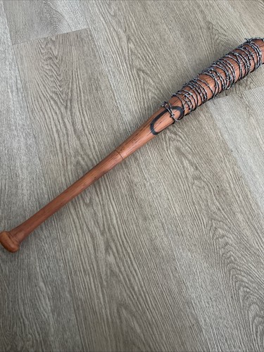 The Walking Dead AMC LUCILLE. Negan Full Size PLASTIC BAT 34” 2016 ...
