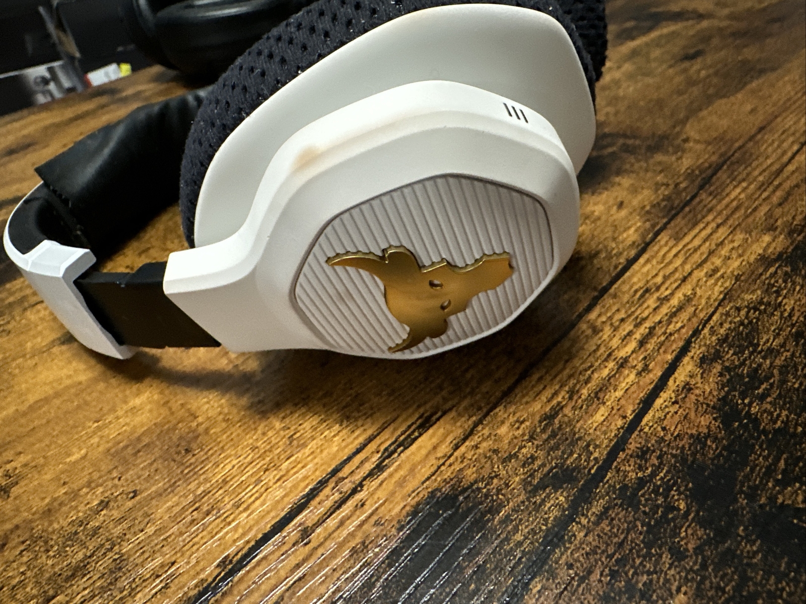 JBL Project Rock Over-Ear Training Headphones White & Gold - for sale ...