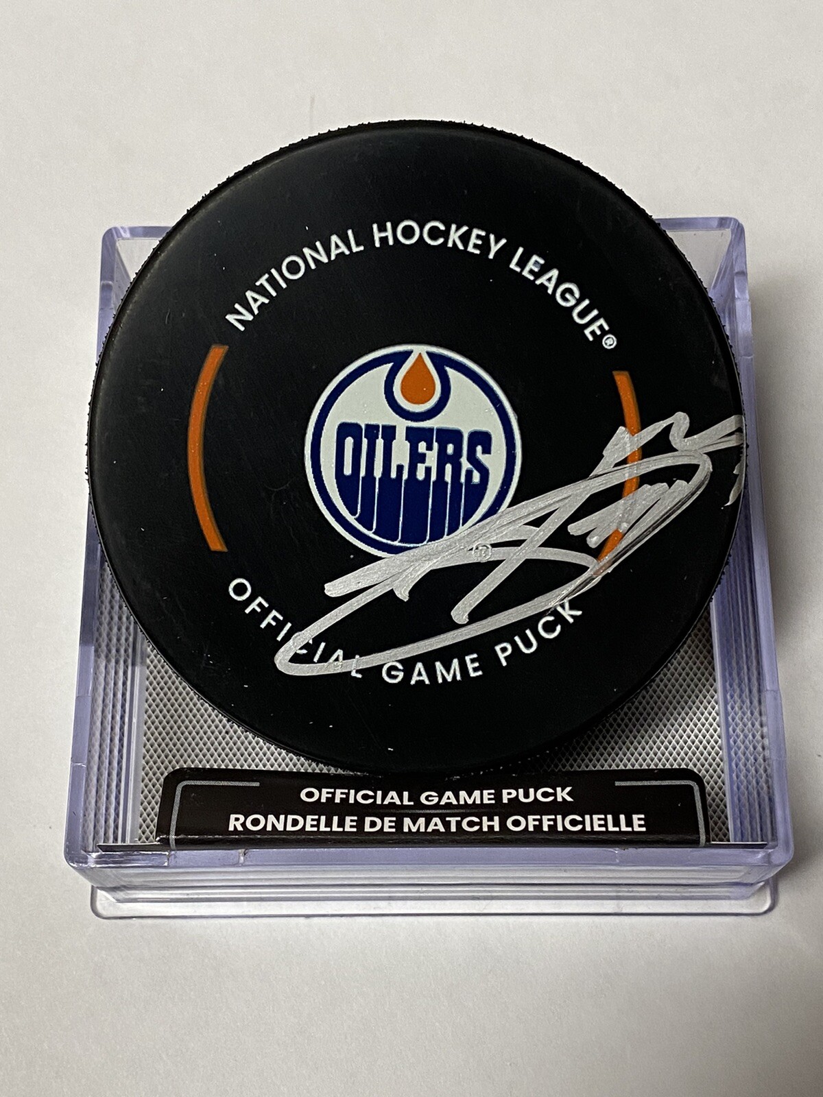 SIGNED OFFICIAL NHL GAME PUCK EDMONTON OILERS STUART SKINNER 2022-23 ...
