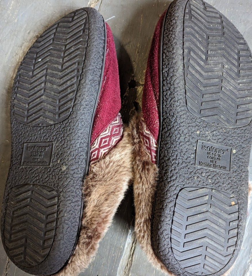 Isotoner Women's Slippers 9.5 - 10 Burgundy with faux fur | eBay