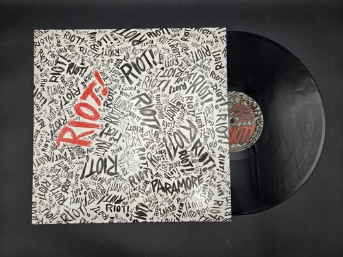 Paramore Riot! Vinyl Record LP Fueled by Ramen Atlantic Recording Co ...