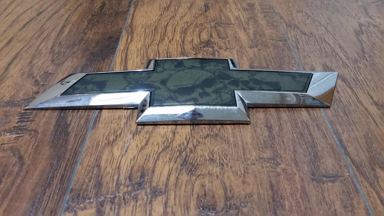 2017 Chevy Silverado Tailgate Emblem GM # 22786435 for sale online | eBay