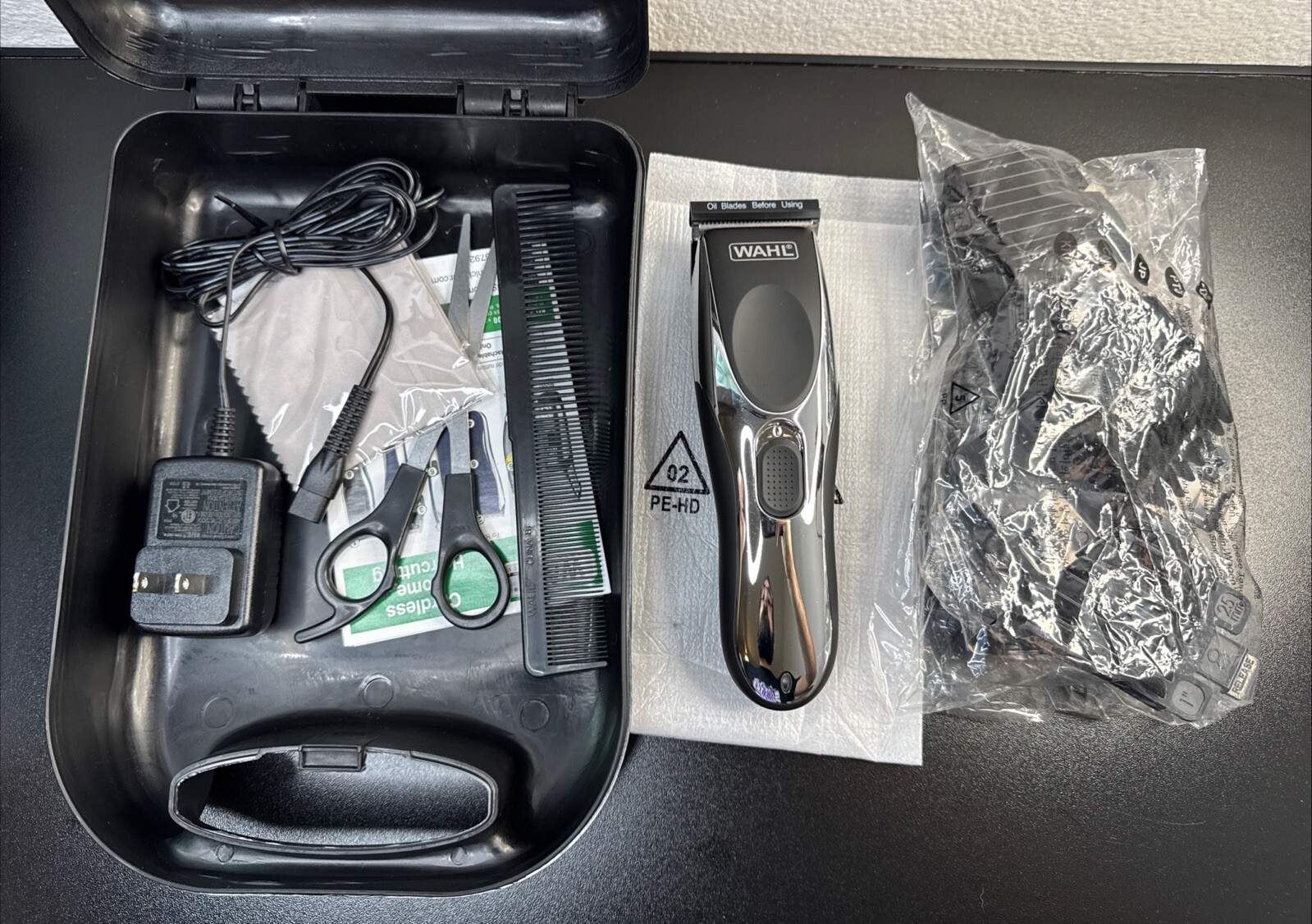 Wahl 79434 Rechargeable Cord/Cordless Haircutting & Grooming Kit