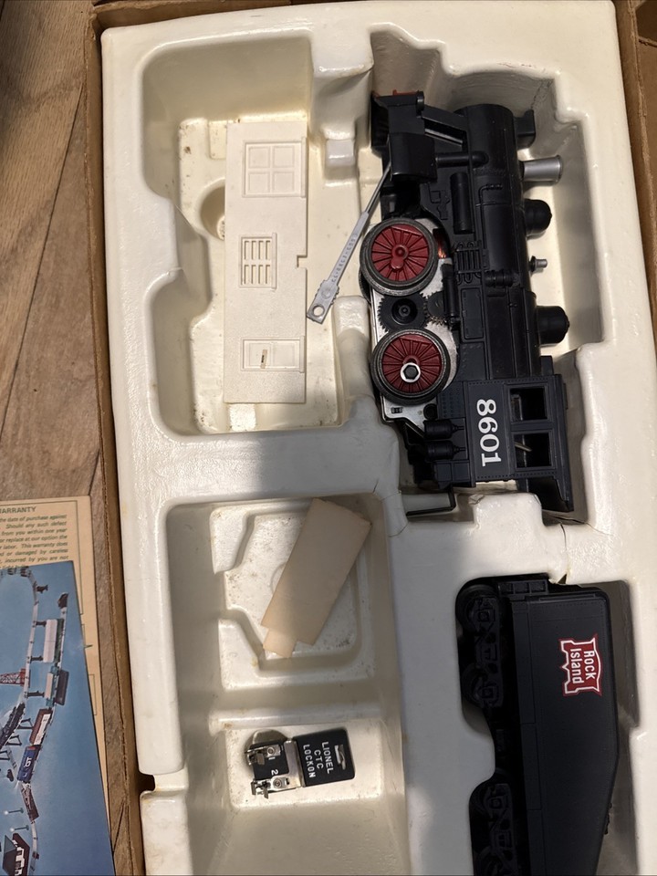 Lionel Rock Island Line Train Set 027 Gauge W/0 Transformer & Tracks ...