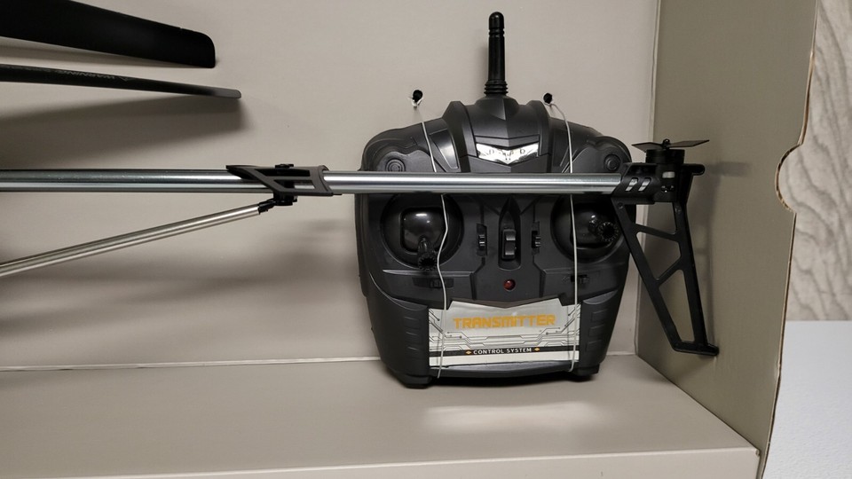 Vivitar Realtree AIR ROVER Large 24" RC Helicopter Drone Helicopter ...