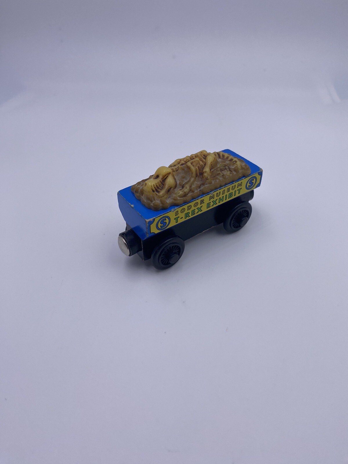 F576 FOSSIL CAR (2003) Thomas Wooden Trains Part of Stepney & Museum ...