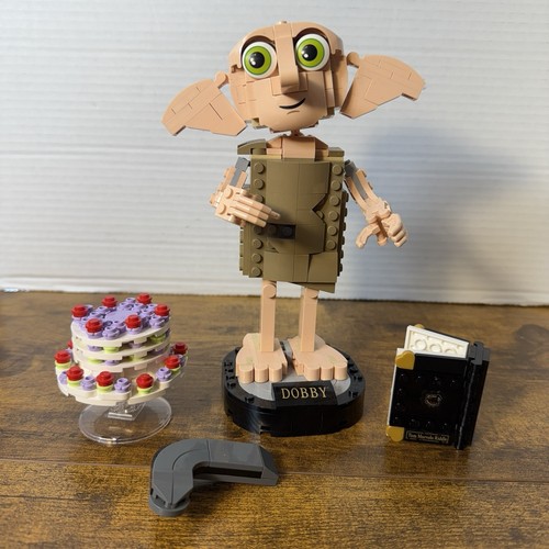 LEGO Harry Potter Dobby The House Elf Build and Display 76421 Chamber ...