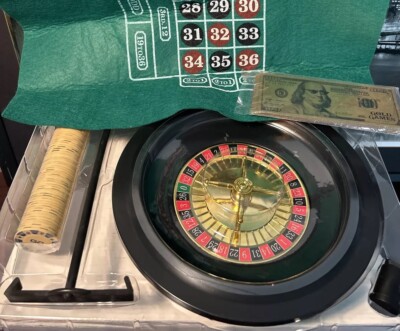 Tabletop Casino Set With Roulette Wheel Poker Chips Croupier Stick Game ...